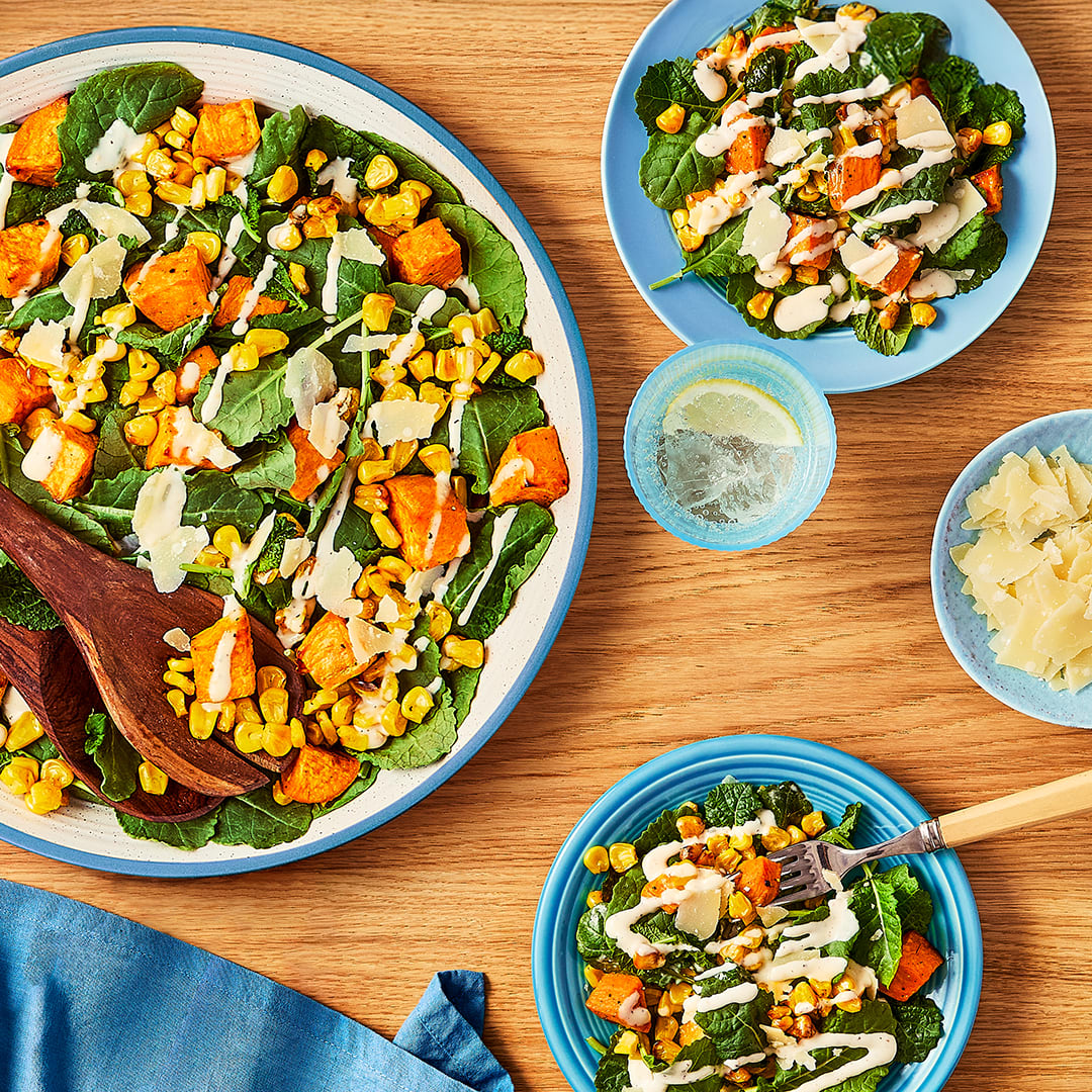 César crémeux au chou frisé avec maïs et patates douces frits à l’air ...