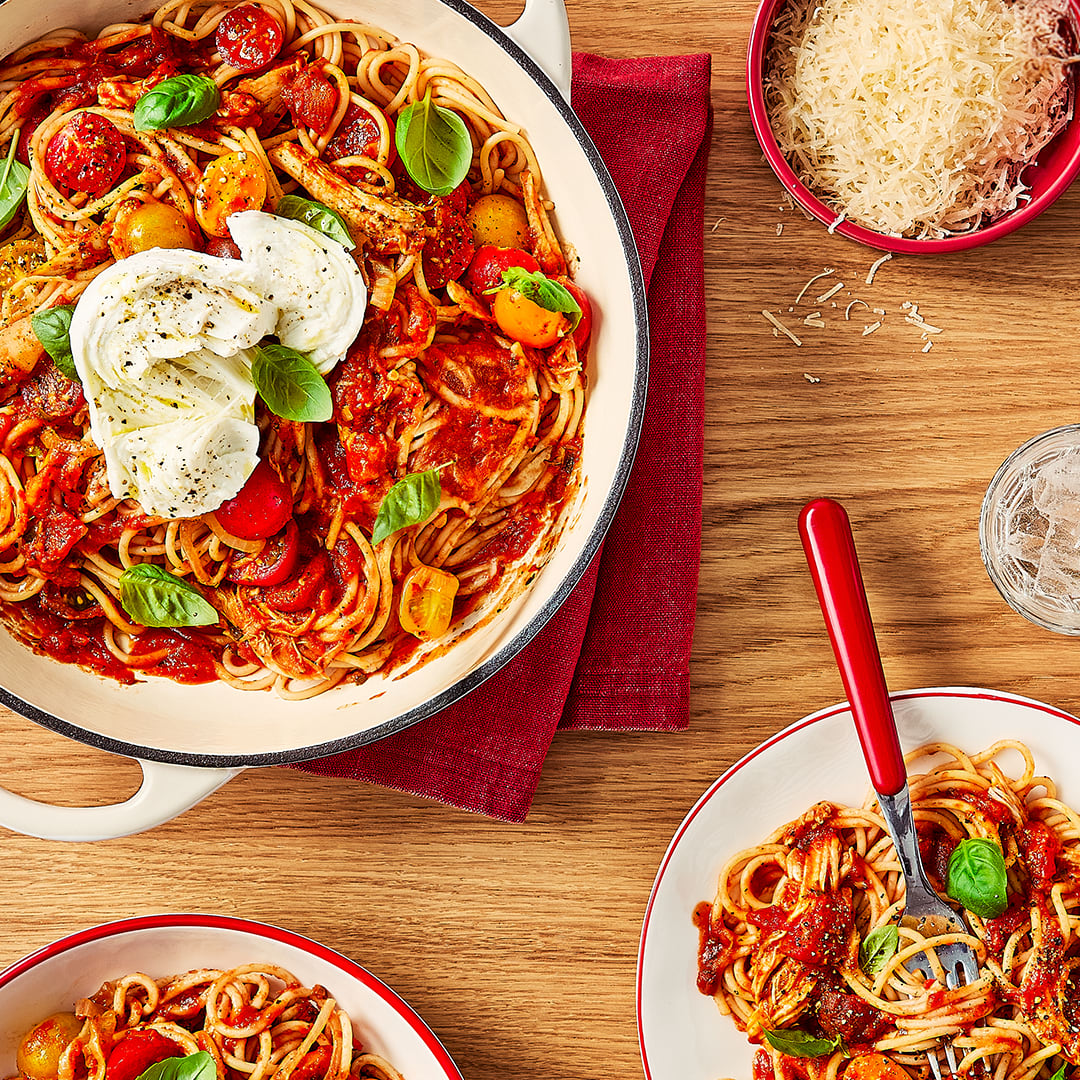 One Pot Bruschetta & Pulled Chicken Pasta | Classico | Canada | Recipes ...