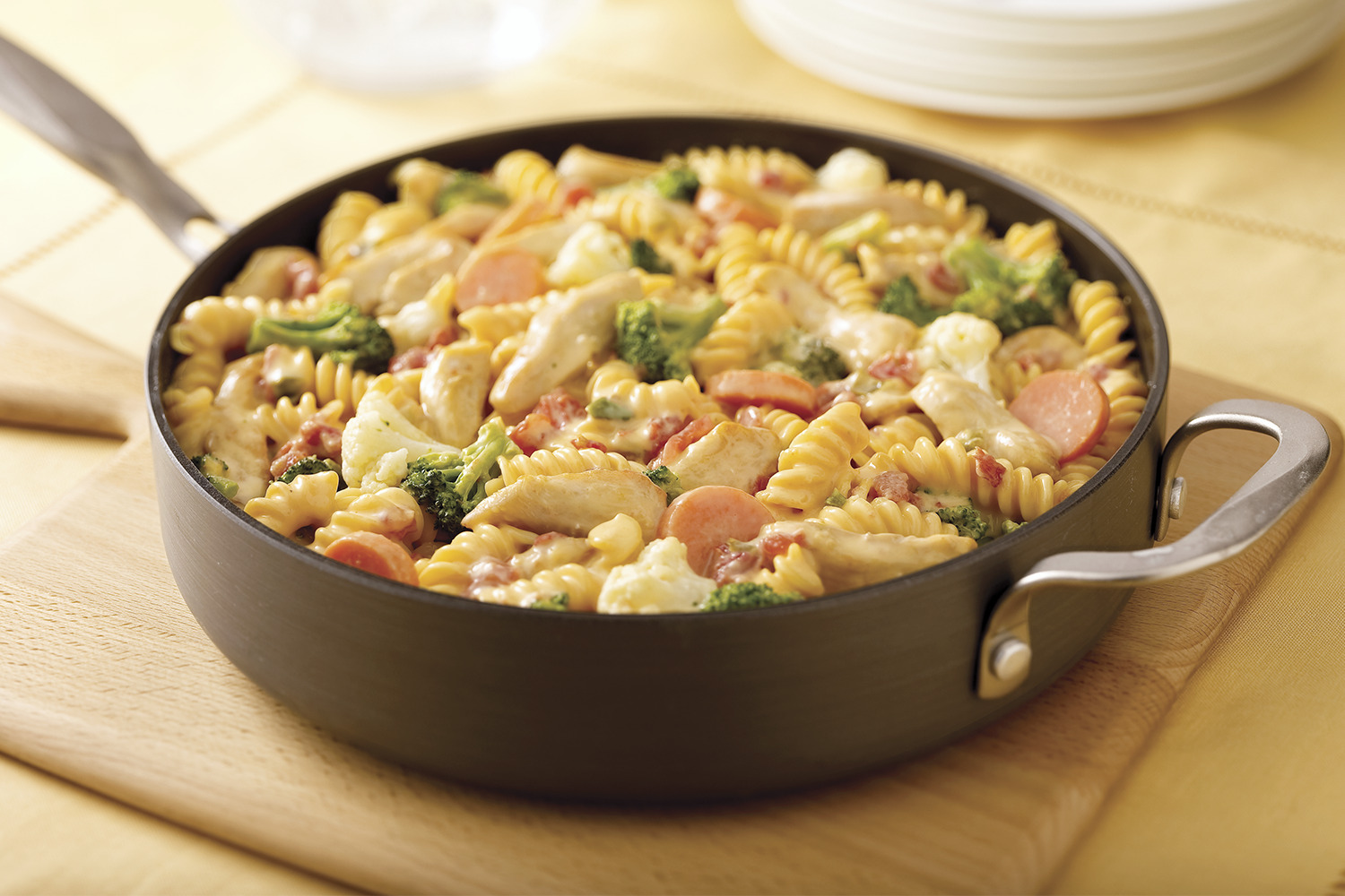 VELVEETA® Cheesy Chicken Rotini | Velveeta | United States | Recipes ...