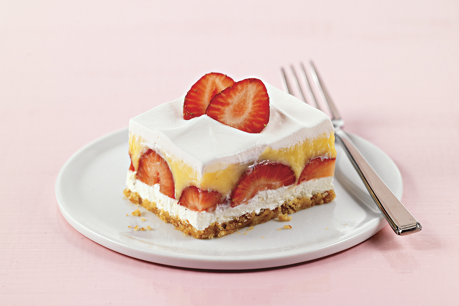 Layered Strawberry Dessert | PHILADELPHIA | United States | Recipes ...