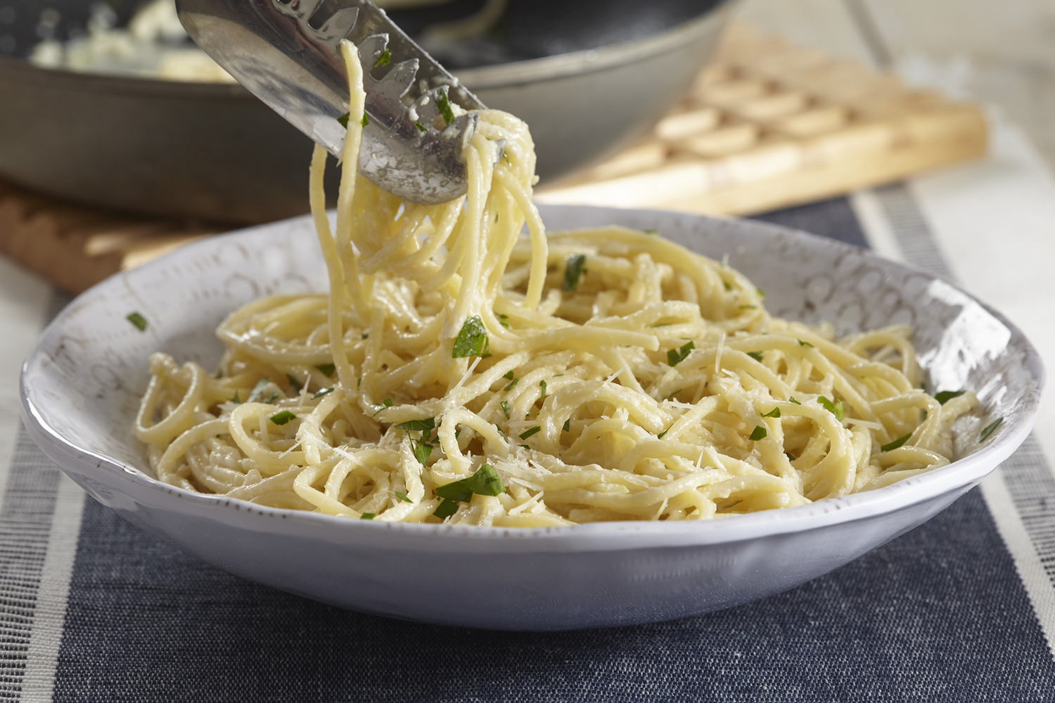 Garlic Spaghetti | Philadelphia | Canada | Recipes - Kraft Heinz