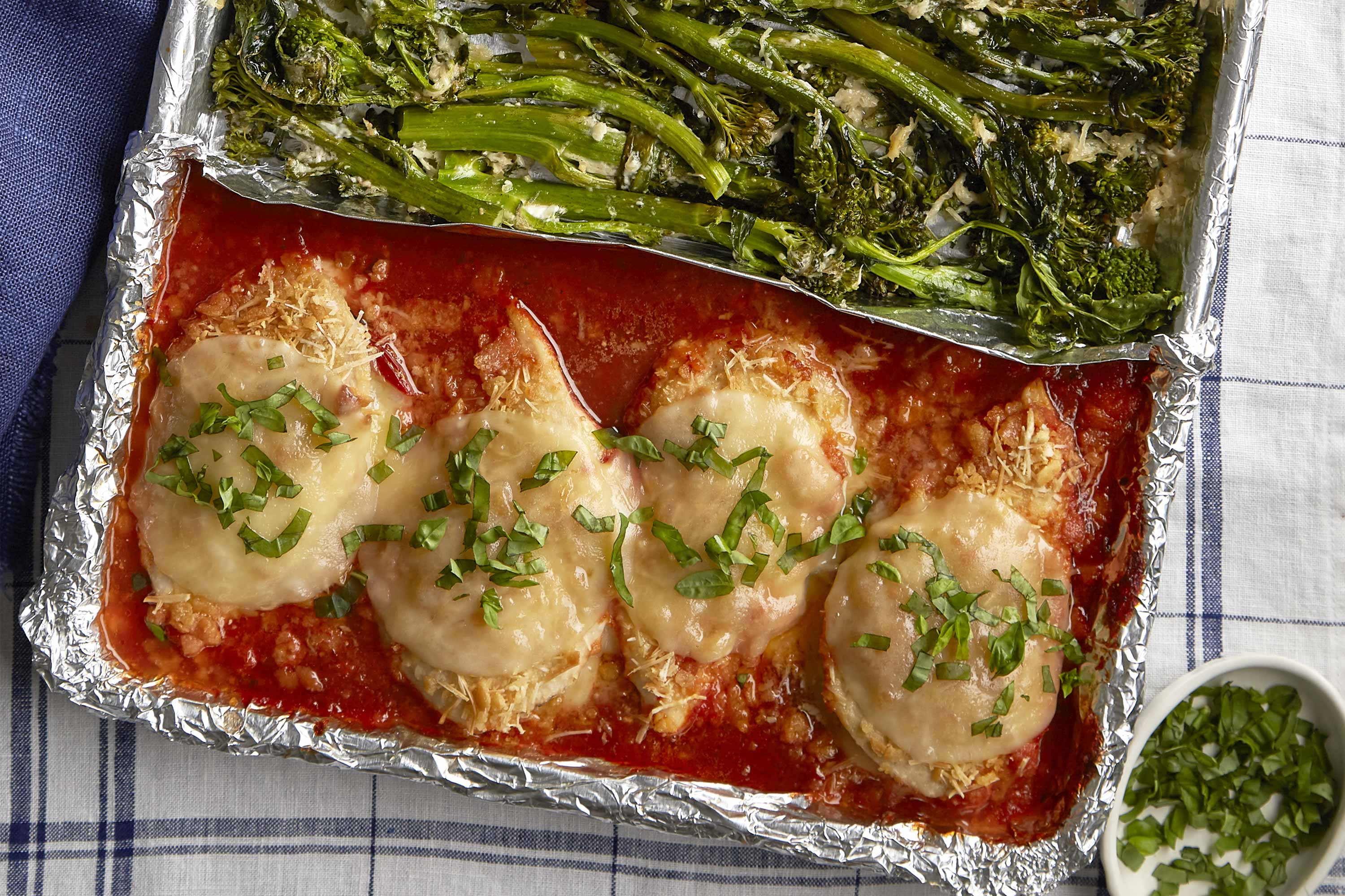 One-Pan Stuffed Chicken Parmesan | United States | Recipes - Kraft Heinz